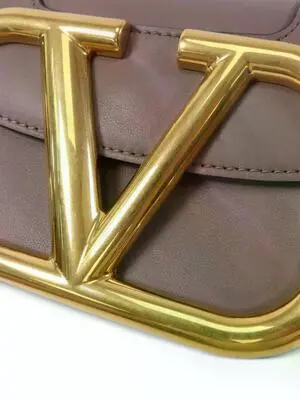 Valentino Garavani Vlogo Supervee Shoulder Bag