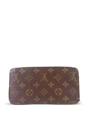 LOUIS VUITTON Monogram Zippy Wallet