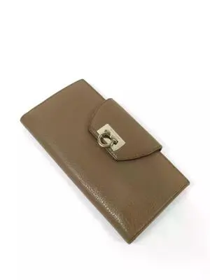 FERRAGAMO Gancini Bifold Calfskin Wallet