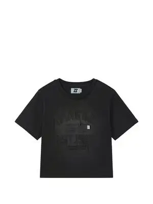 Izzue Embroidered Detail T-shirt - Black