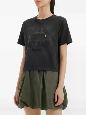 Izzue Embroidered Detail T-shirt