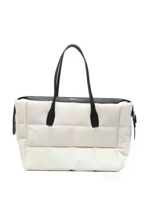 VEECOLLECTIVE Quilted Shoulder Bag