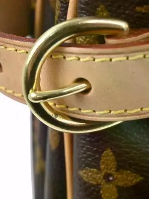 LOUIS VUITTON Batignolles Vertical Tote Bag