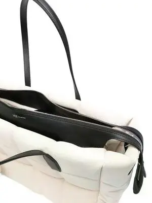 VEECOLLECTIVE Quilted Shoulder Bag