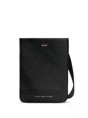 Tommy Hilfiger Logo Plaque Shoulder Bag - Black