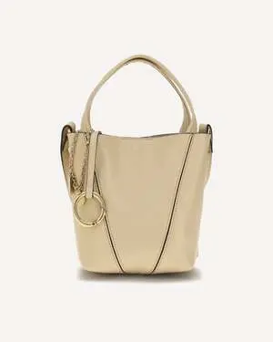 Chloé Spin Shoulder Bag In Grained Leather - Beige