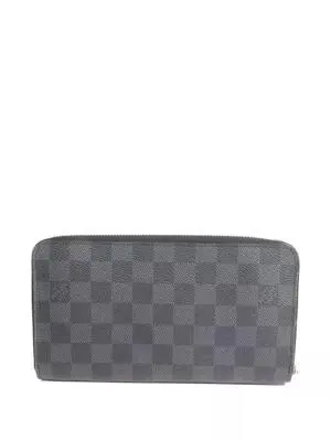 LOUIS VUITTON Zippy Damier Graphite Wallet