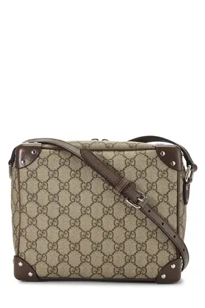 Gucci Gg Supreme Studded Shoulder Bag