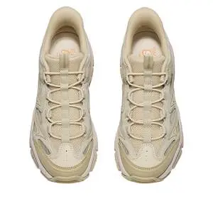 Sketchers Sneakers