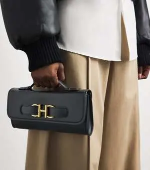 Harrods Leather Snaffle East West Purse With Gold Tone Hardware