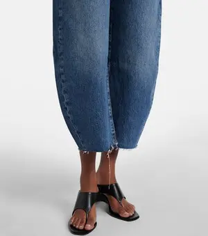FRAME Bubble Crop Barrel-leg Jeans In Westbury - Blue