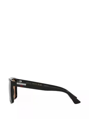Gucci Rectangle Frame Logo Plaque Sunglasses