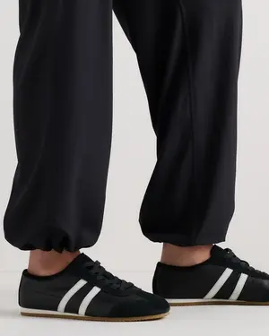 Quince Performance Tech Cargo Mid-rise Pants - Black