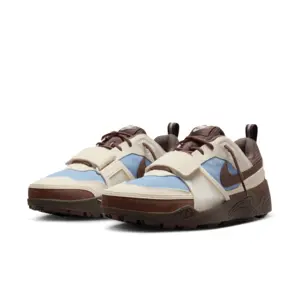 Nike Zoom Field Jaxx Athletic Shoes