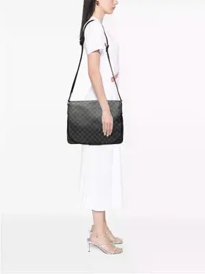 LOUIS VUITTON Damier Graphite Daniel Gm Messenger Bag