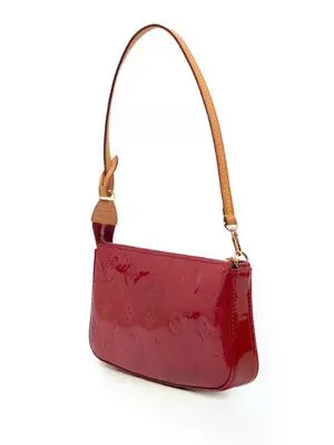 LOUIS VUITTON Monogram Vernis Pochette Accessories Shoulder Bag