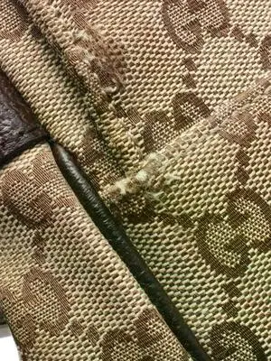 Gucci Gg Canvas Messenger Bag