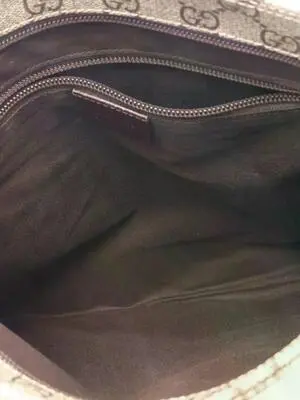 Gucci Gg Supreme Canvas Crossbody Bag