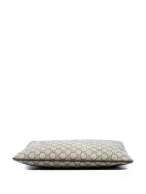 Gucci Gg Supreme Crossbody Bag