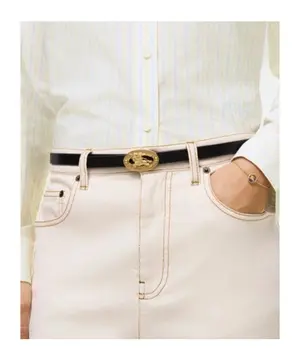 Burberry Reversible Leather Oval Belt With Knight Motif - Black/hazel