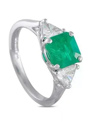 LB EXCLUSIVE Emerald And Diamond Ring In Platinum