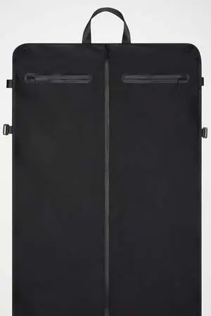 Rains Otg Suitbag Garment Carrier