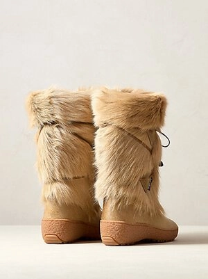 Overland Anna Wool-lined Fur Boots - Beige