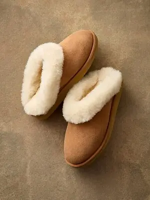 Overland Alyssa Sheepskin Scuff Slippers With Arch Support - Chestnut