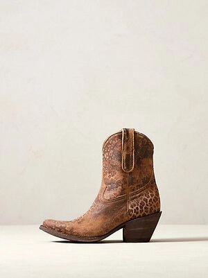 Overland Selena Leather Cowboy Boots - Ocre