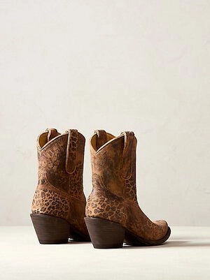 Overland Selena Leather Cowboy Boots - Ocre