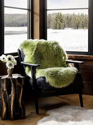 Overland Single-pelt Australian Sheepskin Rug - Moss