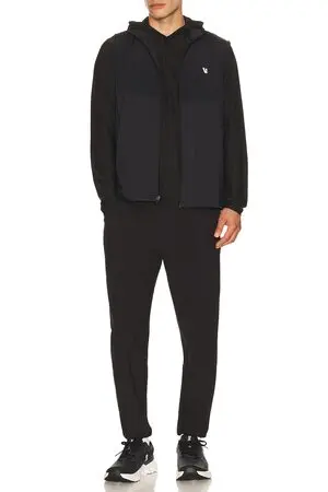 Vuori Sunday Element Vest - Black
