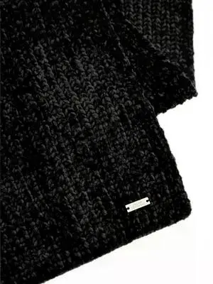 Armani Exchange Logo-plaque Chenille-knit Scarf