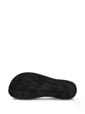 ALTRA Logo Patch Sneakers