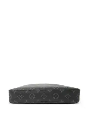 LOUIS VUITTON Messenger Bag