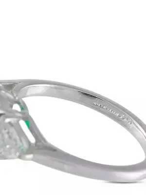 LB EXCLUSIVE Emerald And Diamond Ring