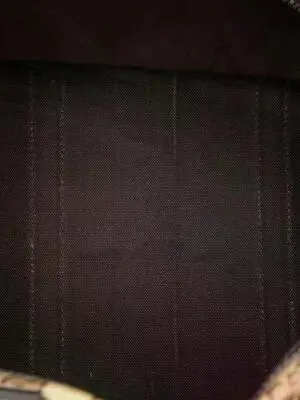Gucci Medium Gg Crystal Joy Boston Bag - Neutrals