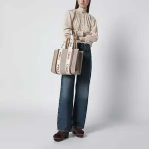 Chloé Woody Medium Bag - White