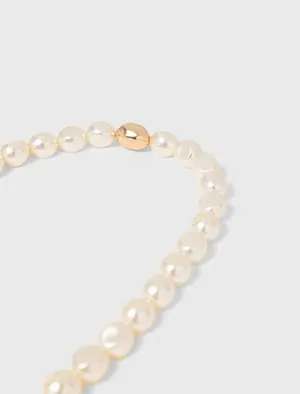Maje Pearl Choker Necklace With Twisted Heart Clasp