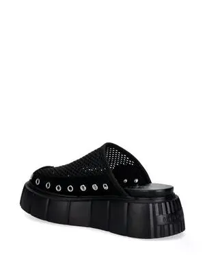 Inuikii Matilda Mules