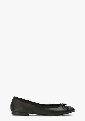 TONY BIANCO Comma Ballet Flats With Bow Detailing - Black Nappa