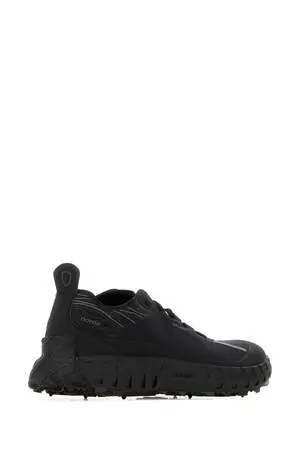 NORDA Canvas Sneakers