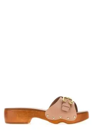 Chloé Powder Leather Jeanette Clogs