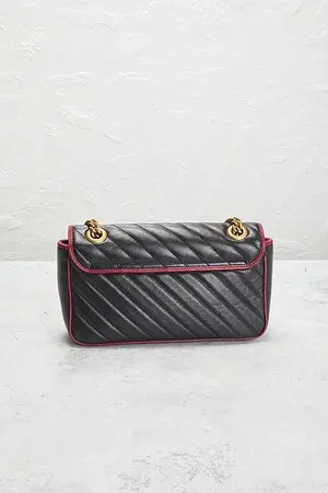 Gucci Gg Marmont Shoulder Bag - Black