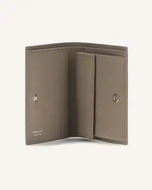 FERRAGAMO Gancini Wallet - Beige