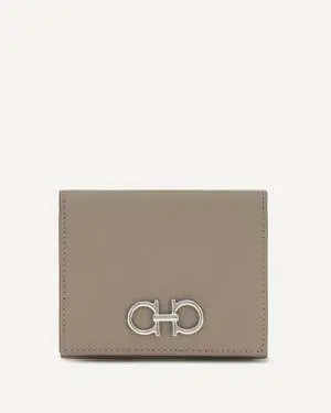 FERRAGAMO Gancini Wallet - Beige