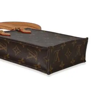 LOUIS VUITTON Monogram Canvas Petit Sac Plat