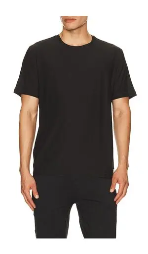 Vuori Strato Tech Tee - Black