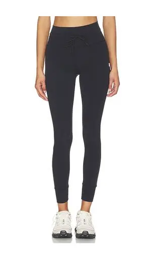 Vuori Daily Form Legging In . Also