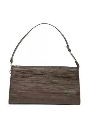 LOUIS VUITTON 2002 Epi Pochette Accessoires Shoulder Bag